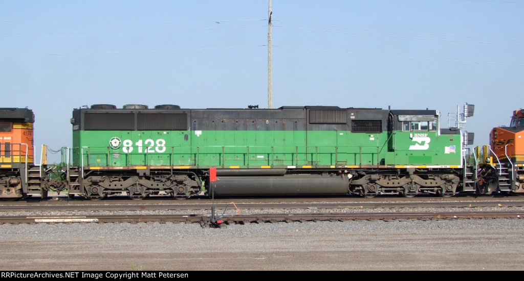 BNSF 8128